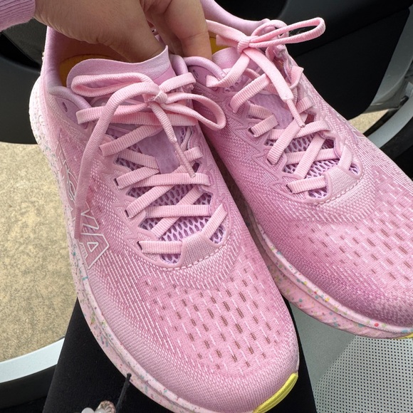 Hoka | Shoes | Hoka One Tennis Shoes Sneaker Us W65b Mach 6 Pink ...